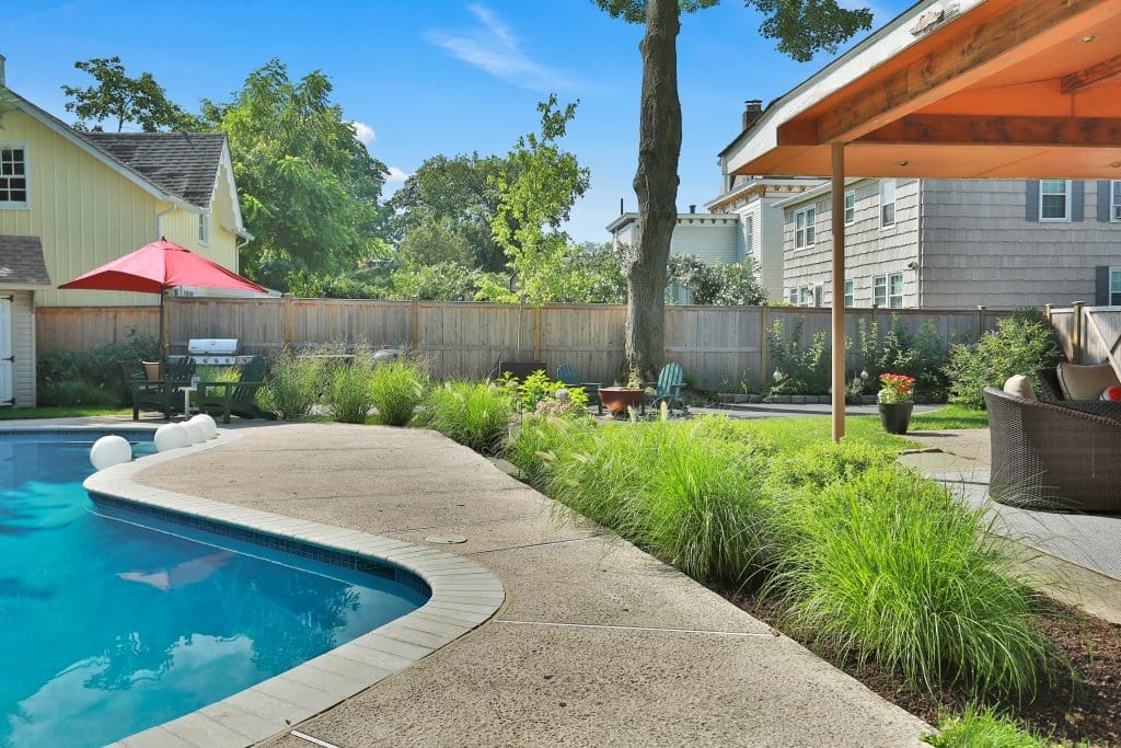 Summer Poolscape with Native Plants| Landscape Design in Mamaroneck, NY ...